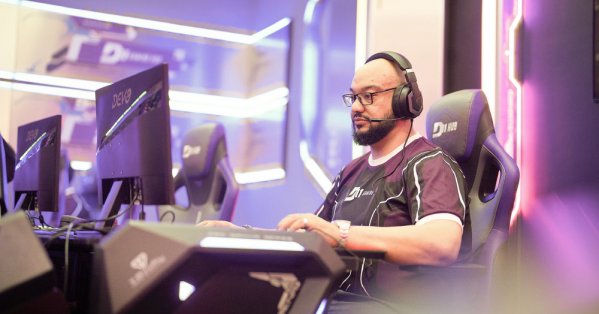 جريدة البلاد | “D11 Gaming Hub” تحتفل بتدشين منشأتها المبتكرة للرياضات ...