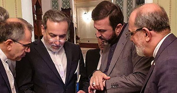 جريدة البلاد | ترامب يعلن عن اجتماع بشأن إيران.. وقرار سريع قريبا